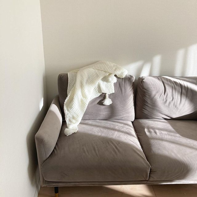 2人掛けソファ フロアソファ ベルベット調 [幅135] | 【公式】LOWYA(ロウヤ) 家具･インテリアのオンライン通販